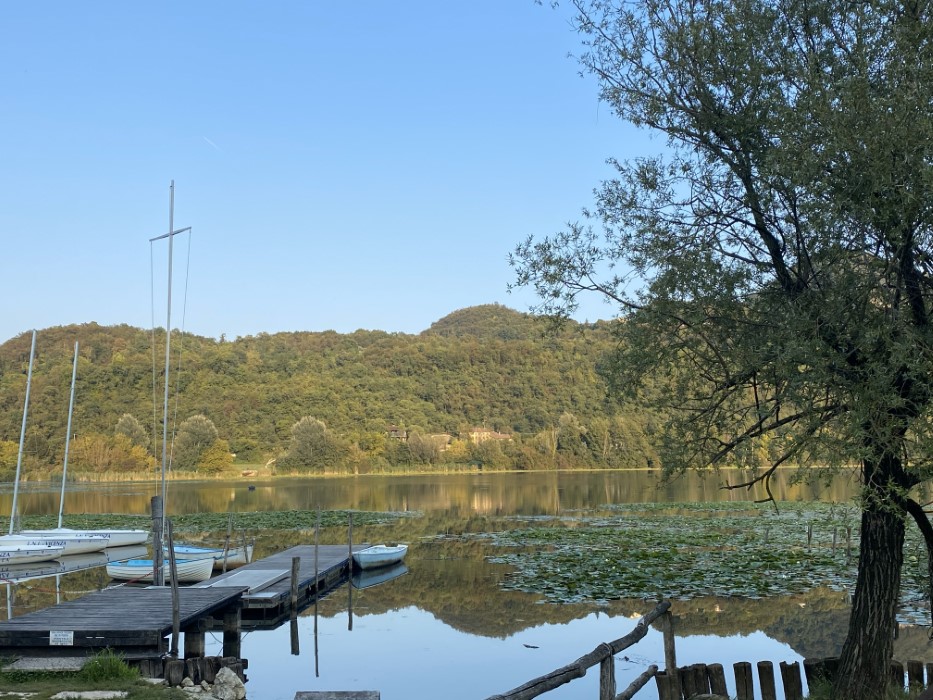 Lago di Fimon: cosa vedere tra archeologia, natura e passeggiate vicino ...